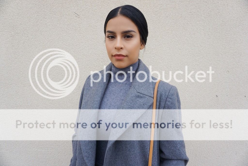 OOTD : Gray Silhoutte – Helen Calderon